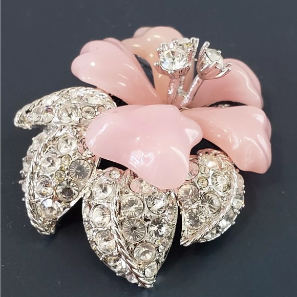 Jewelry | Vintage Nolen Miller Pink Resin Flower Clear Crystal ...